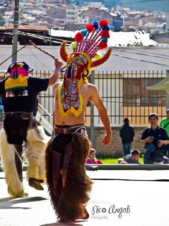 Aya o Diablo Huma | Ecuador - viajandox.com