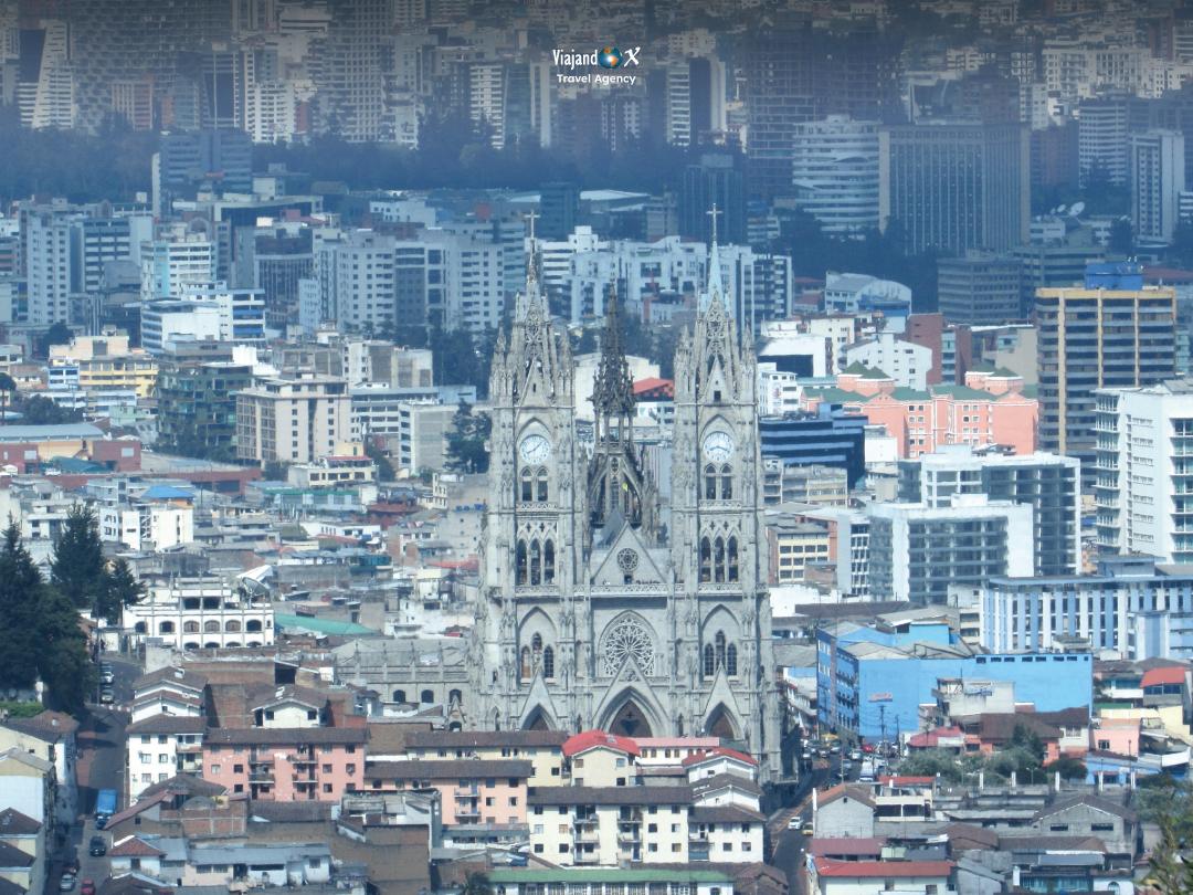 Tour Quito Centro Histórico + Mitad del Mundo Travel Agency - Ecuador